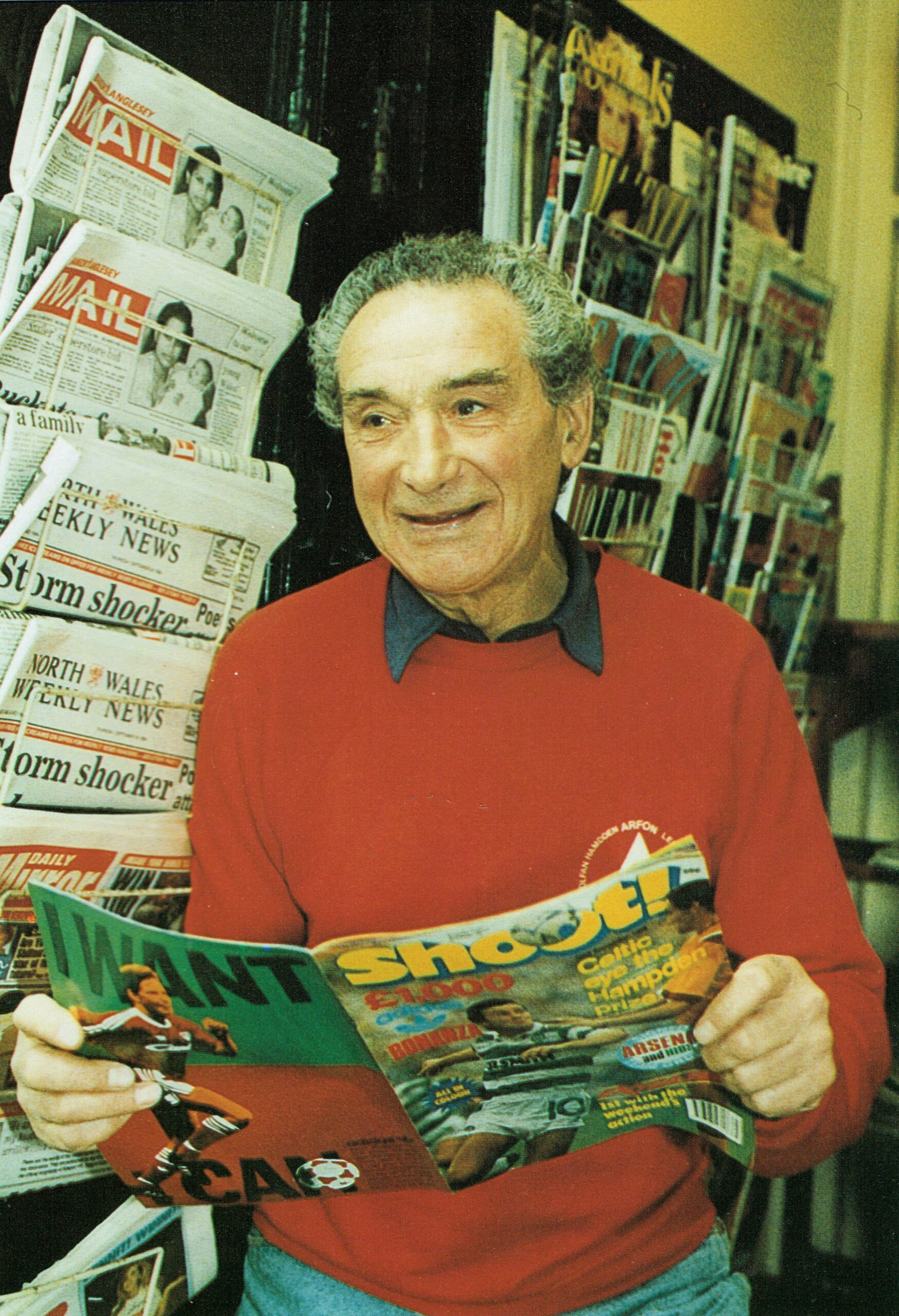 Tommy ‘T.G.’ Jones by his former team mate John Cowell – Everton FC ...